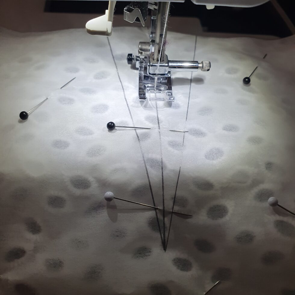 How to sew Broderie Anglaise or Eyelet Fabric - Love Notions Sewing ...