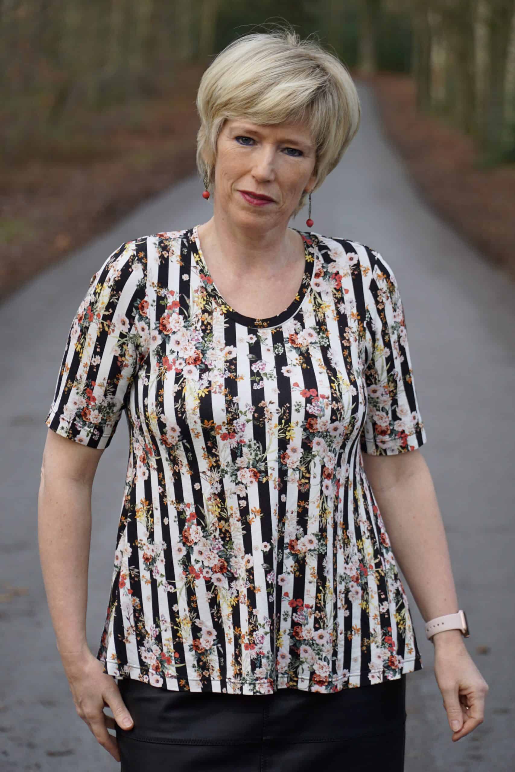 Laundry Day Tee - Love Notions Sewing Patterns