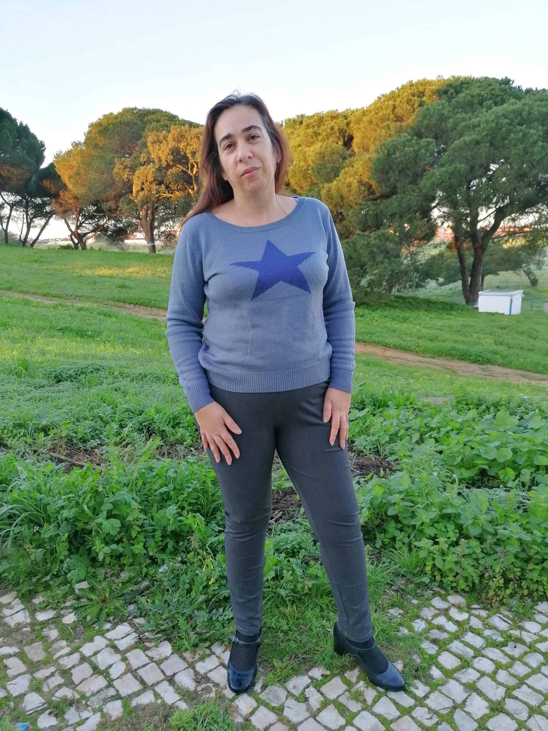 Ladies pull-on pants sewing pattern by Love Notions.