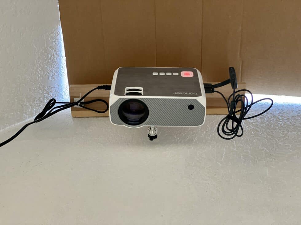 How to use a Projector to Revolutionize your Sewing - Love Notions ...