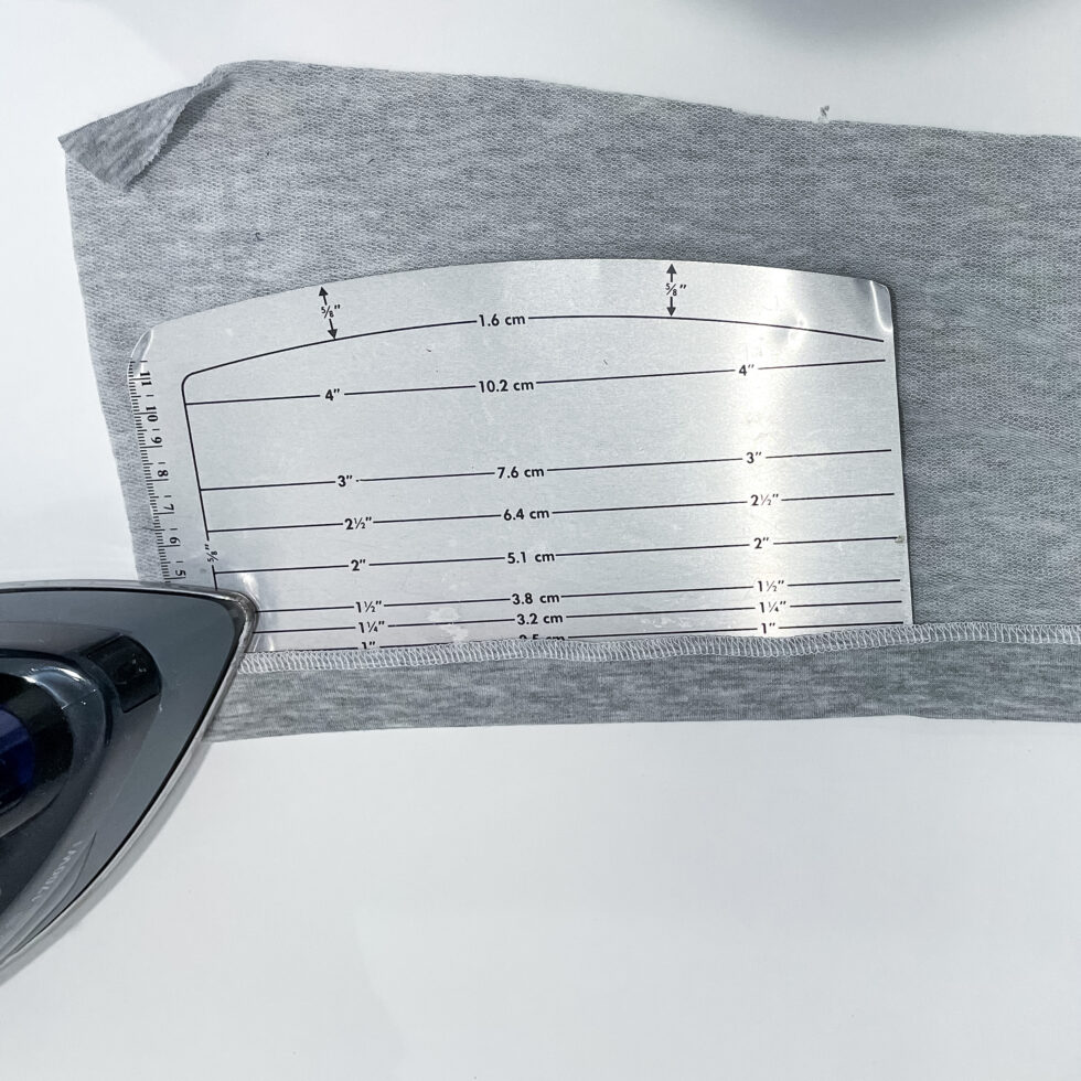 Five easy ways to hem knit fabrics - Love Notions Sewing Patterns